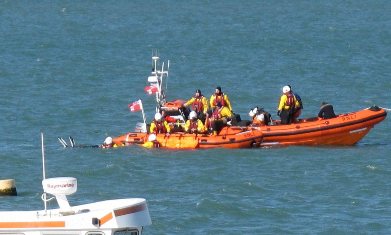 Diver Recovery Drills with Calshot RNLI